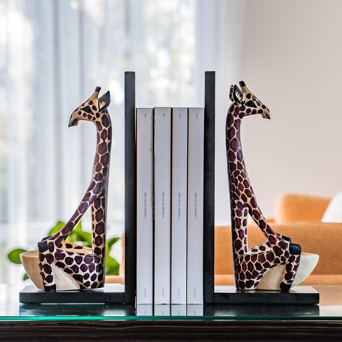 Carved Giraffe Bowl Bookend – Craft Enterprises